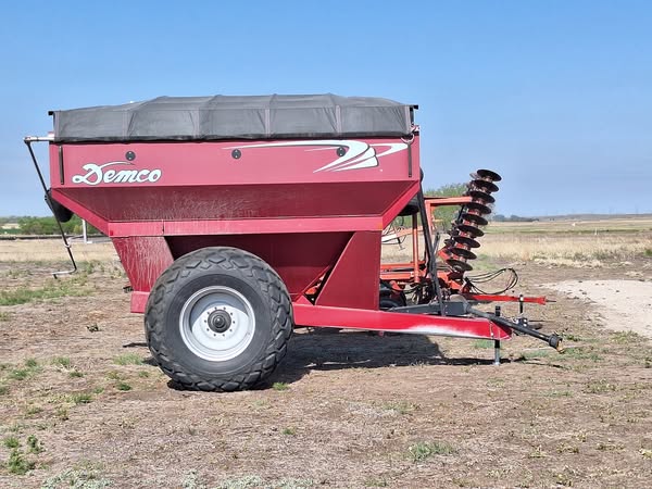 Tractor/Harvesting – Fast Track Machinery